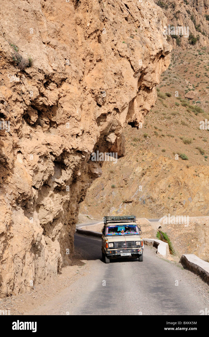 Narrow road under cliff hi-res stock photography and images - Alamy
