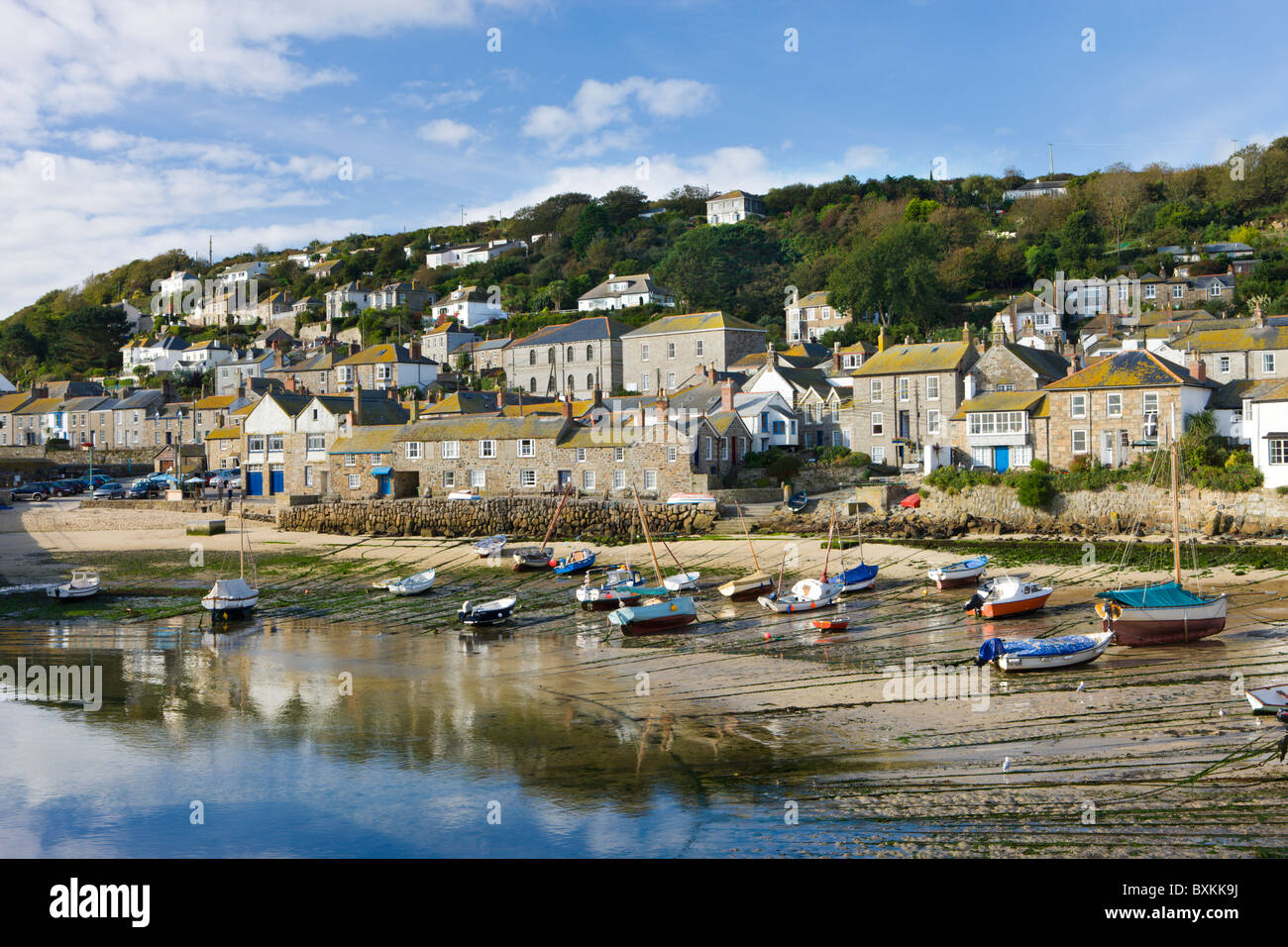 Cornish village of mousehole hi-res stock photography and images - Alamy