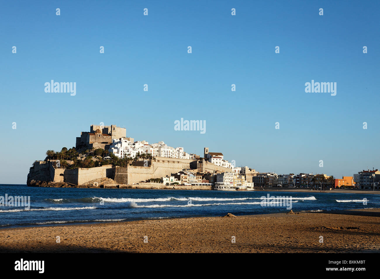 Castillo del papa luna luna pope castle hi-res stock photography and ...