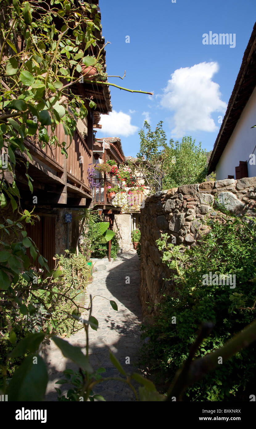 Pathway to the village hi-res stock photography and images - Alamy