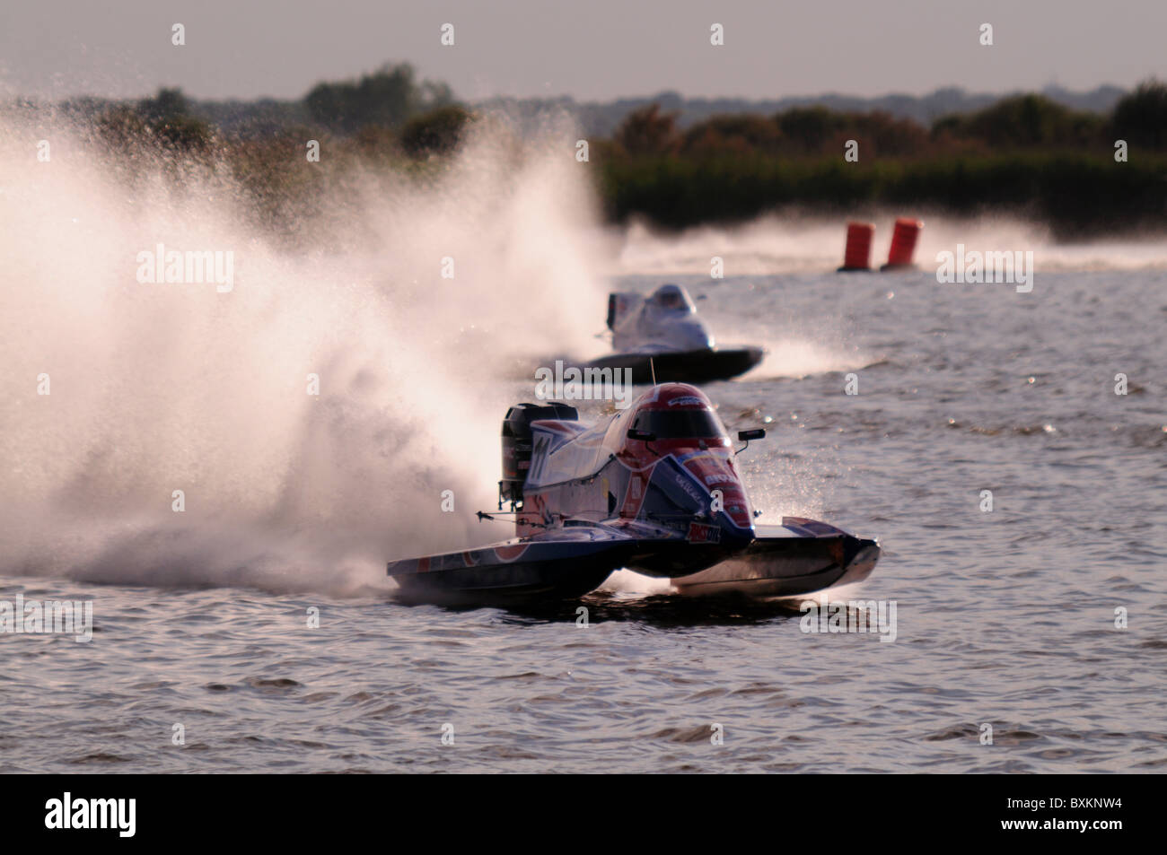 No11 Formula One Boat powering ahead - Powerboat Racing Event 23-07-09 ...