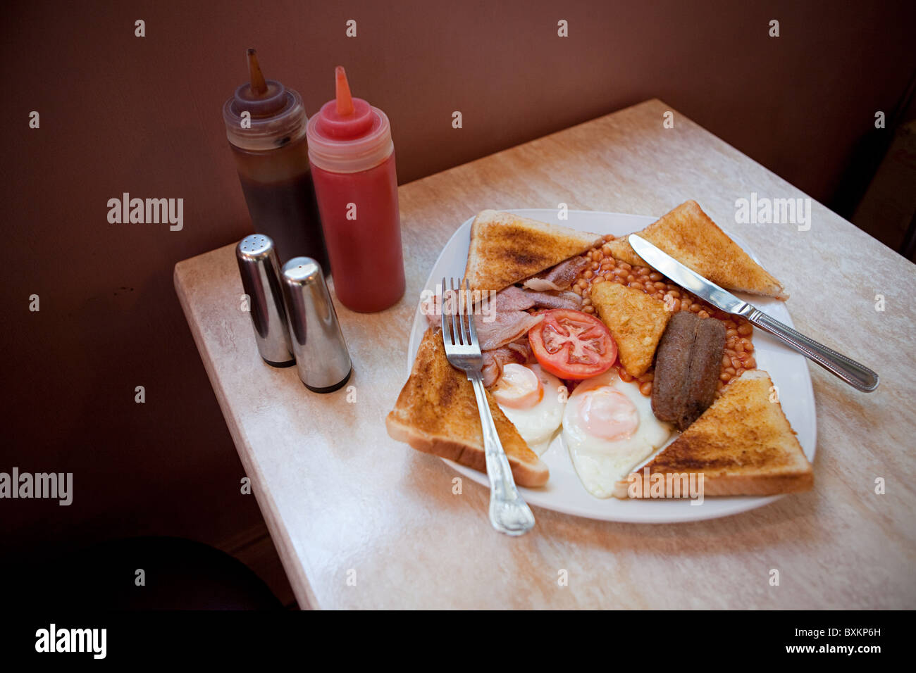 English breakfast on a cafe table Stock Photo - Alamy