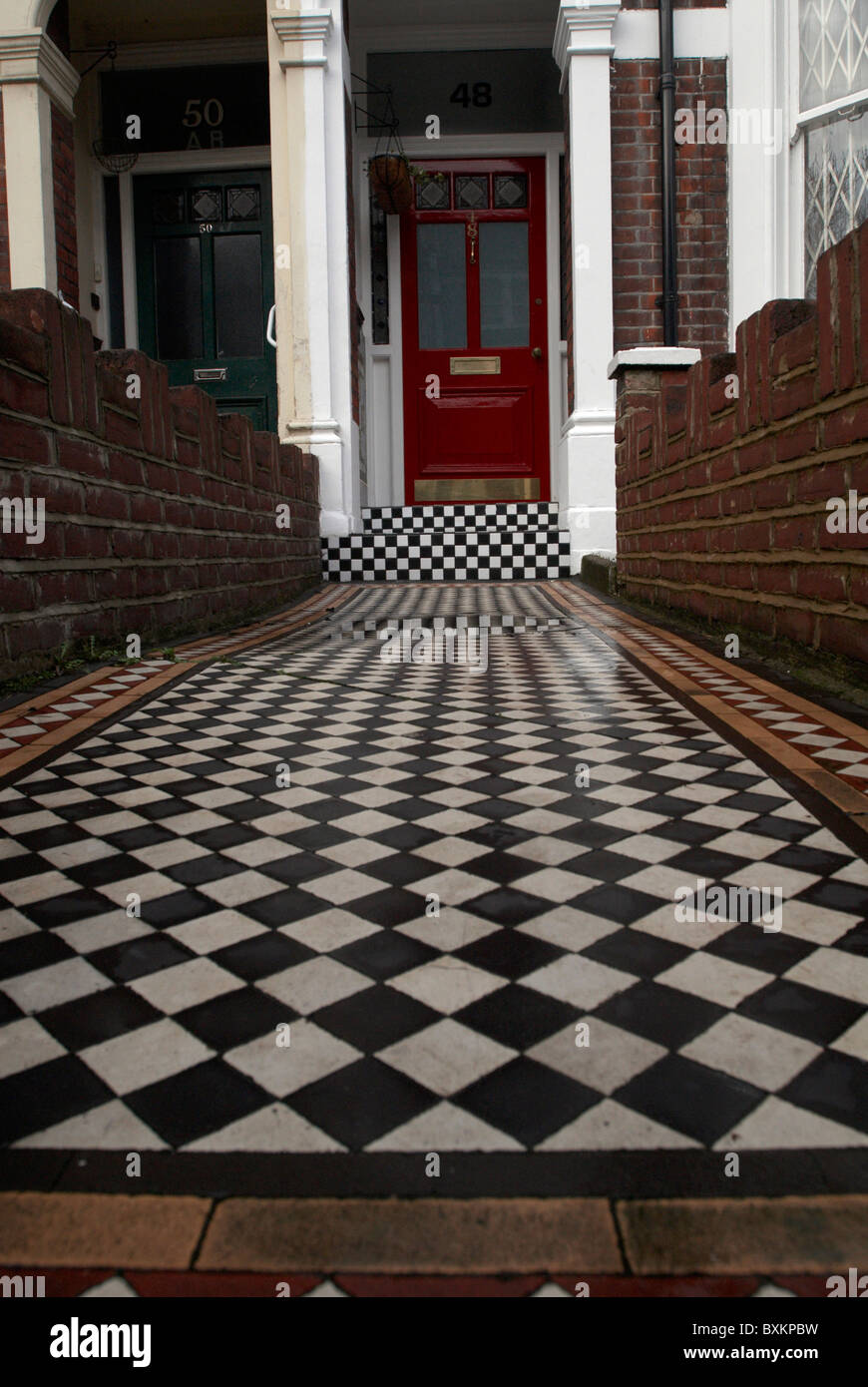 Tiled path to front door hi-res stock photography and images - Alamy