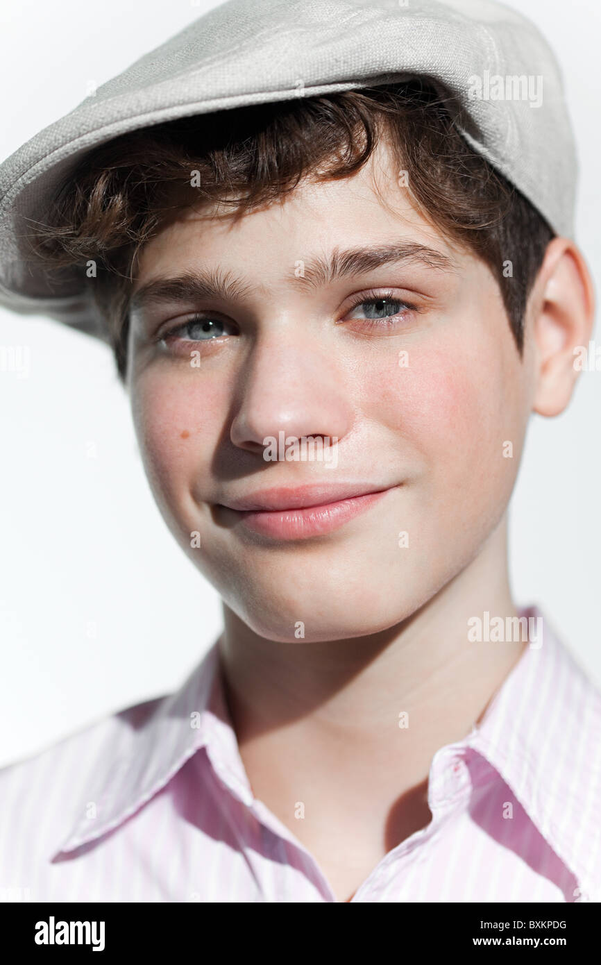 Boy wearing a flat cap Stock Photo - Alamy