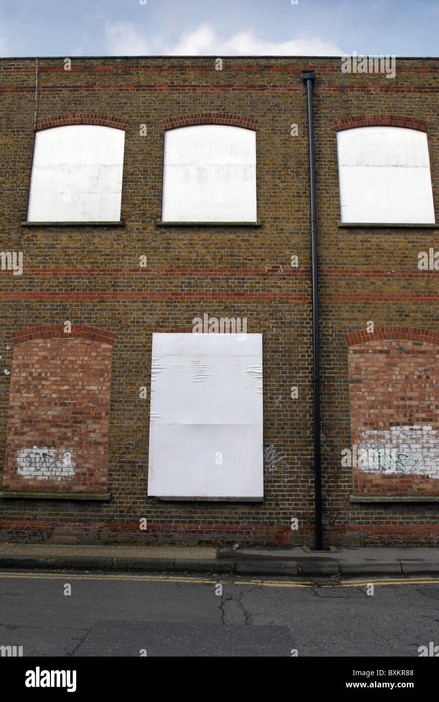 Fa√Åade of rundown building UK Stock Photo - Alamy