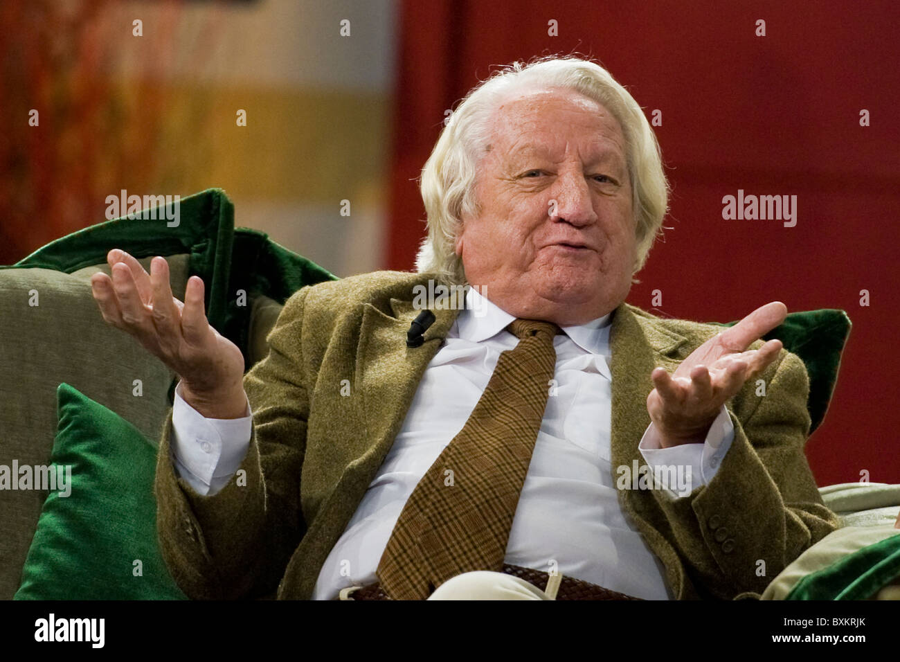 Giorgio Forattini, Kalispera telecast, Canale 5, Milan, Italy, 2010 ...