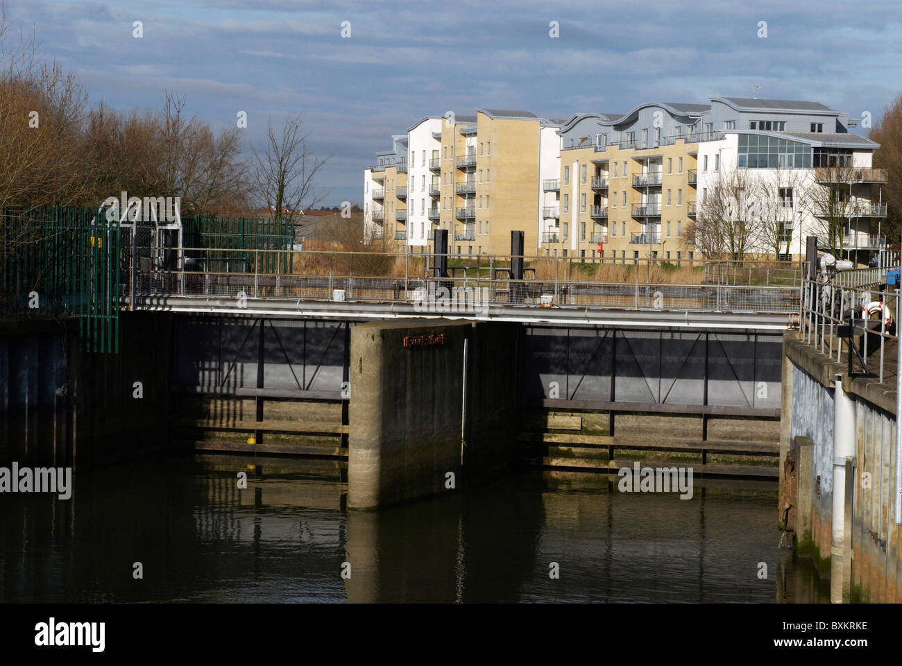 Flood barrier blue hi-res stock photography and images - Alamy