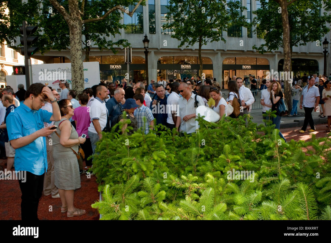 Crowd of Tourists, Visiting Paris, France, Garden Festival, Champs-Ely ...