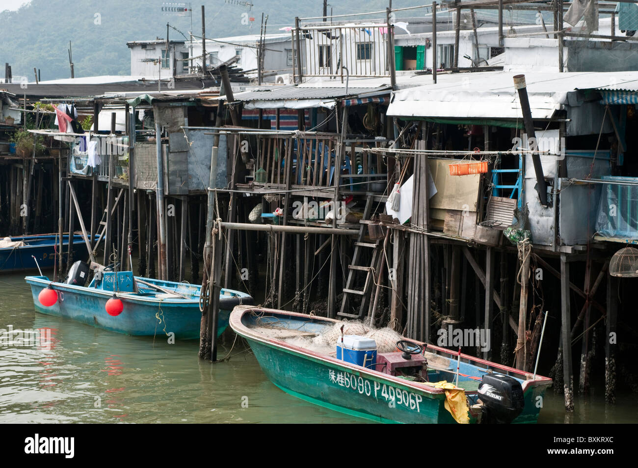 House stilts tai o village hi-res stock photography and images - Alamy