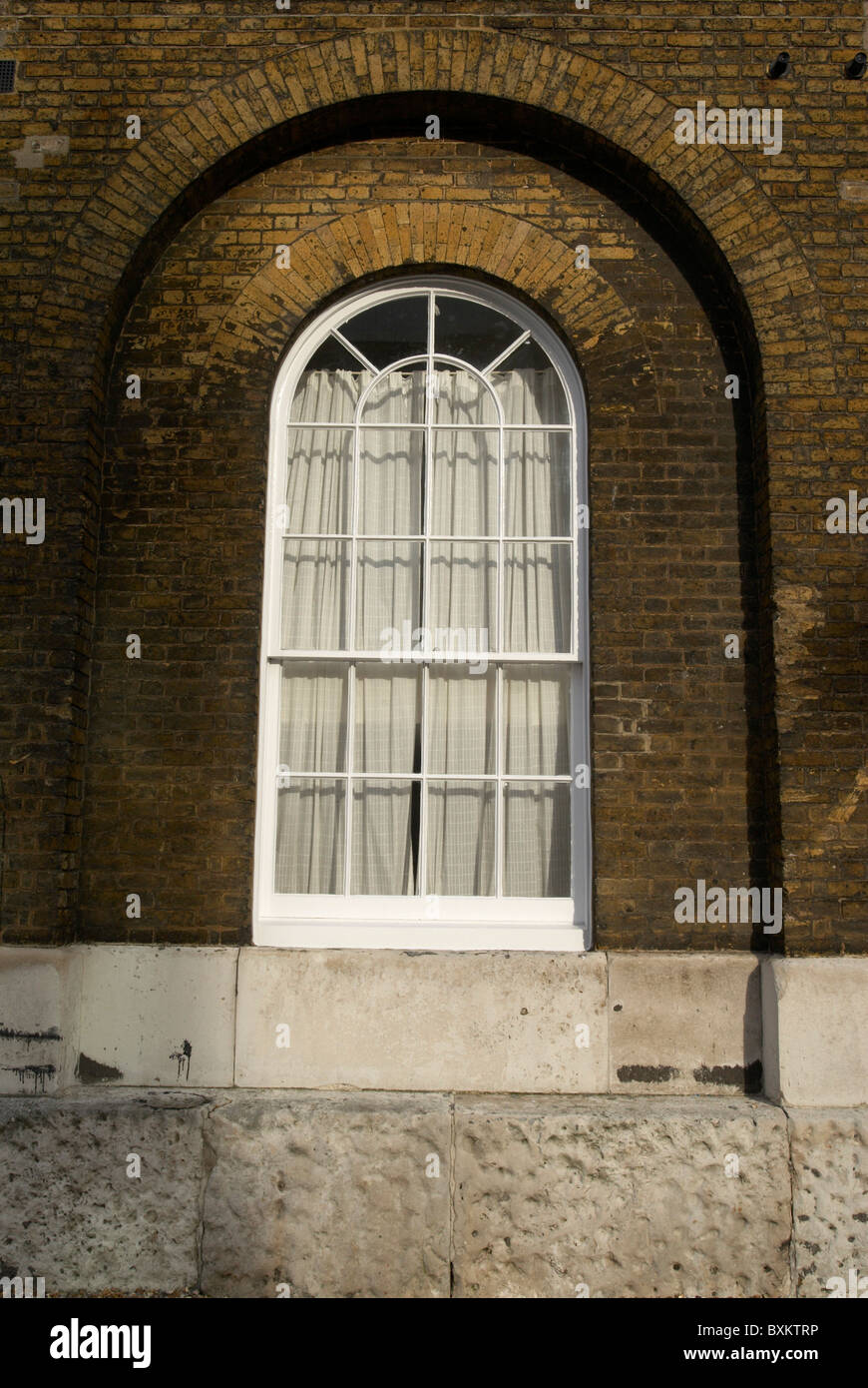 Arched-style Georgian window United Kingdom Stock Photo - Alamy