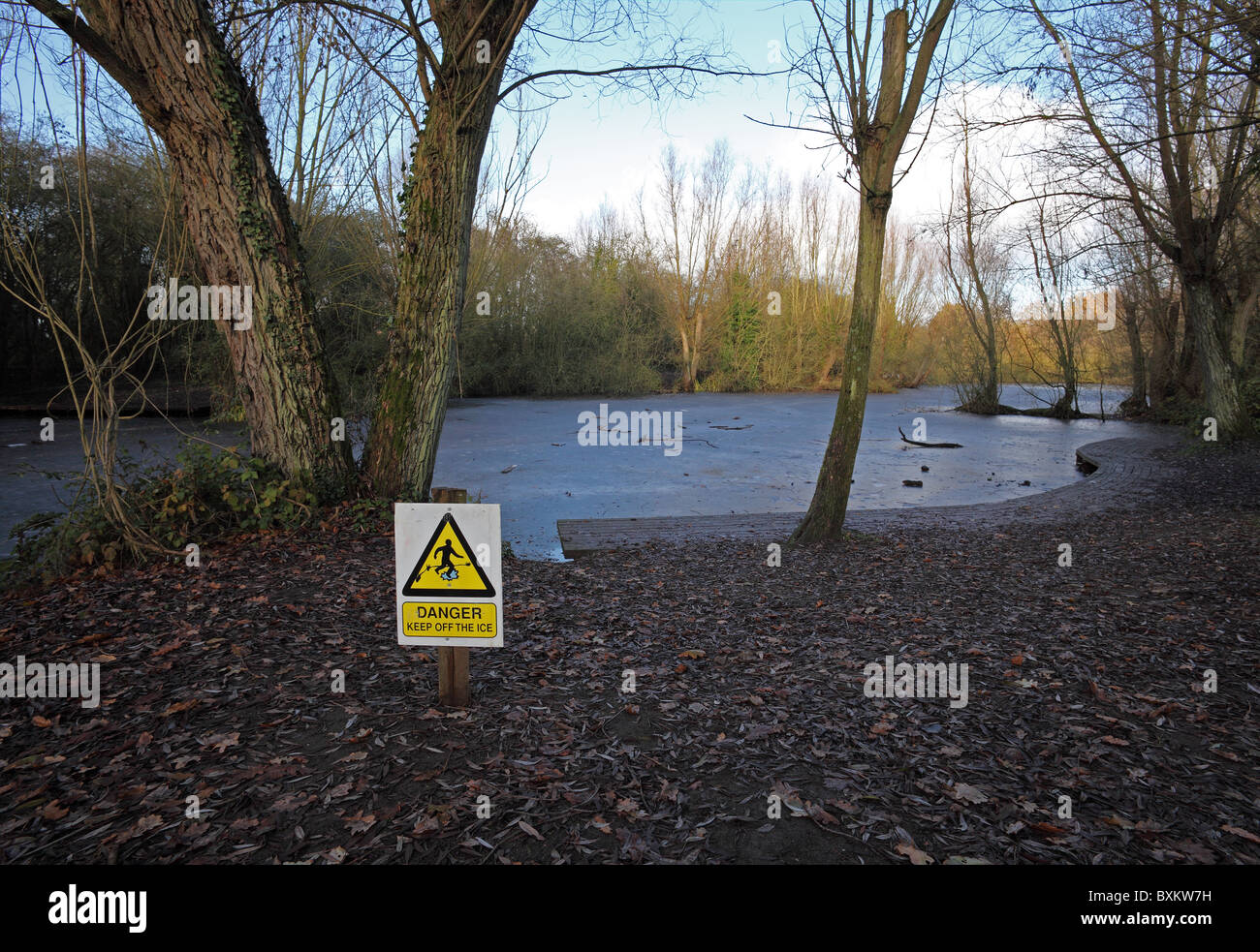 Danger sign frozen lake hi-res stock photography and images - Alamy