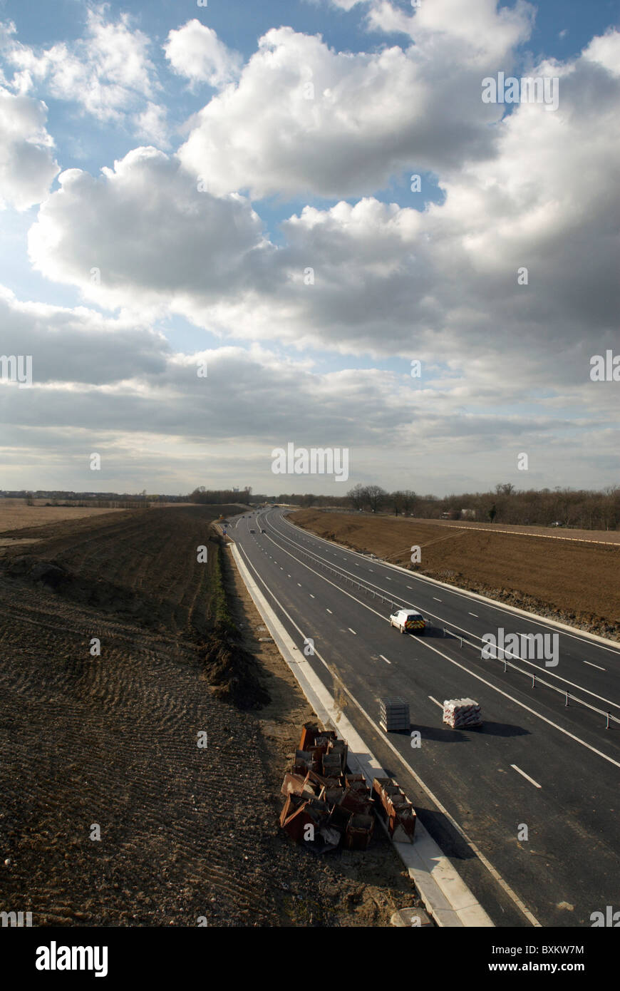 United kingdom road construction hi-res stock photography and images ...