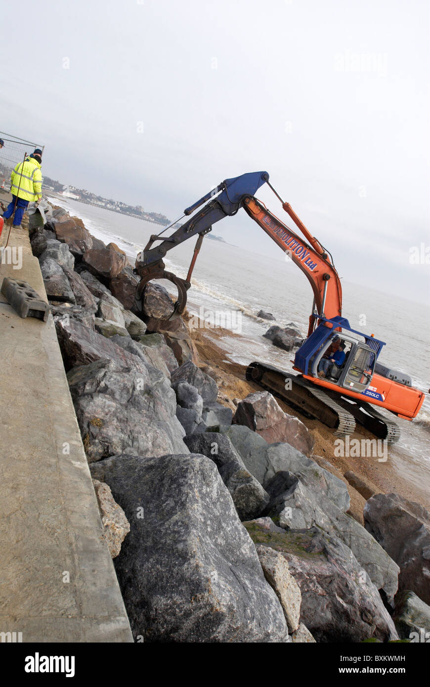 Sea protection construction Felixstowe UK Stock Photo - Alamy