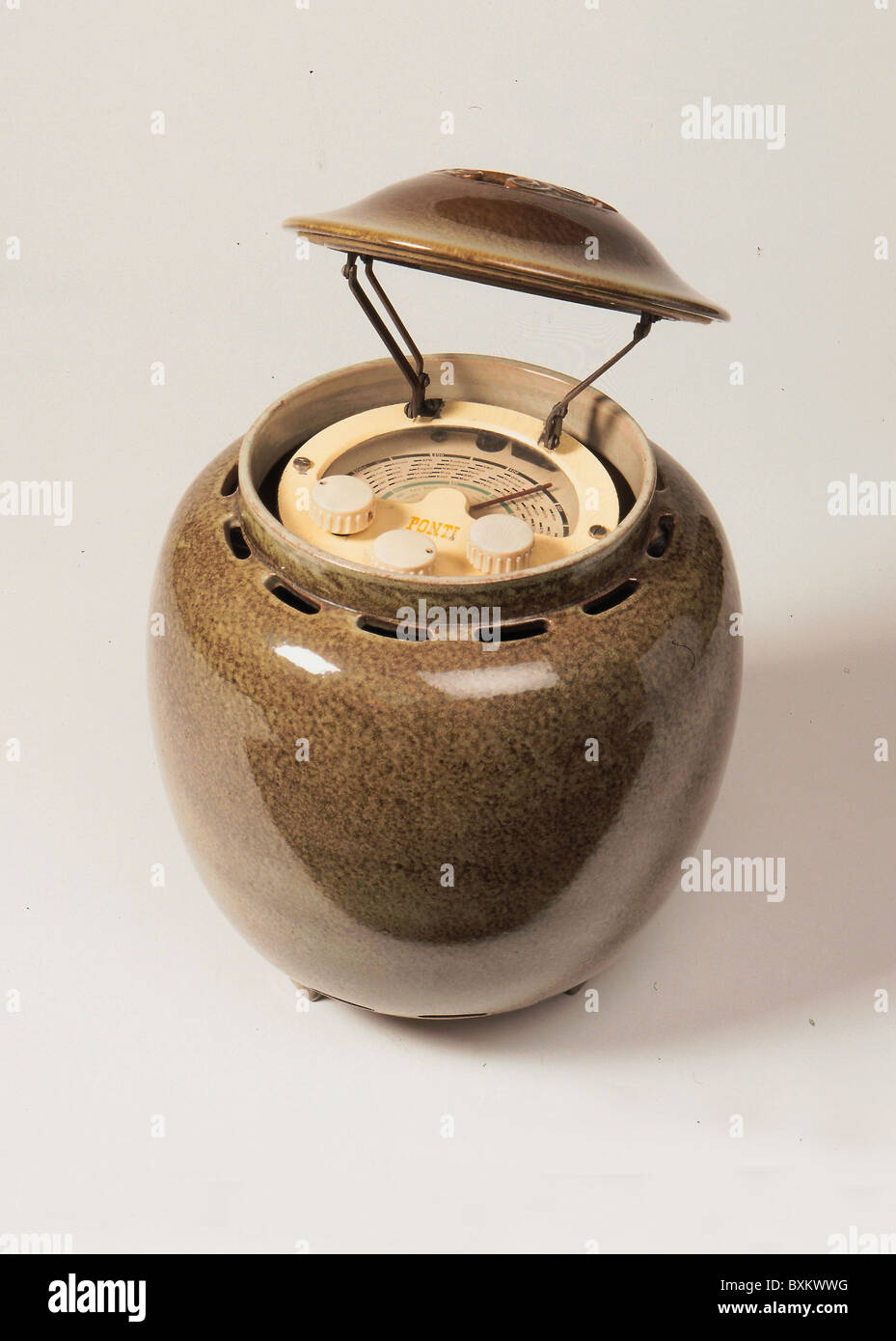 Rondo miracle box hi-res stock photography and images - Alamy
