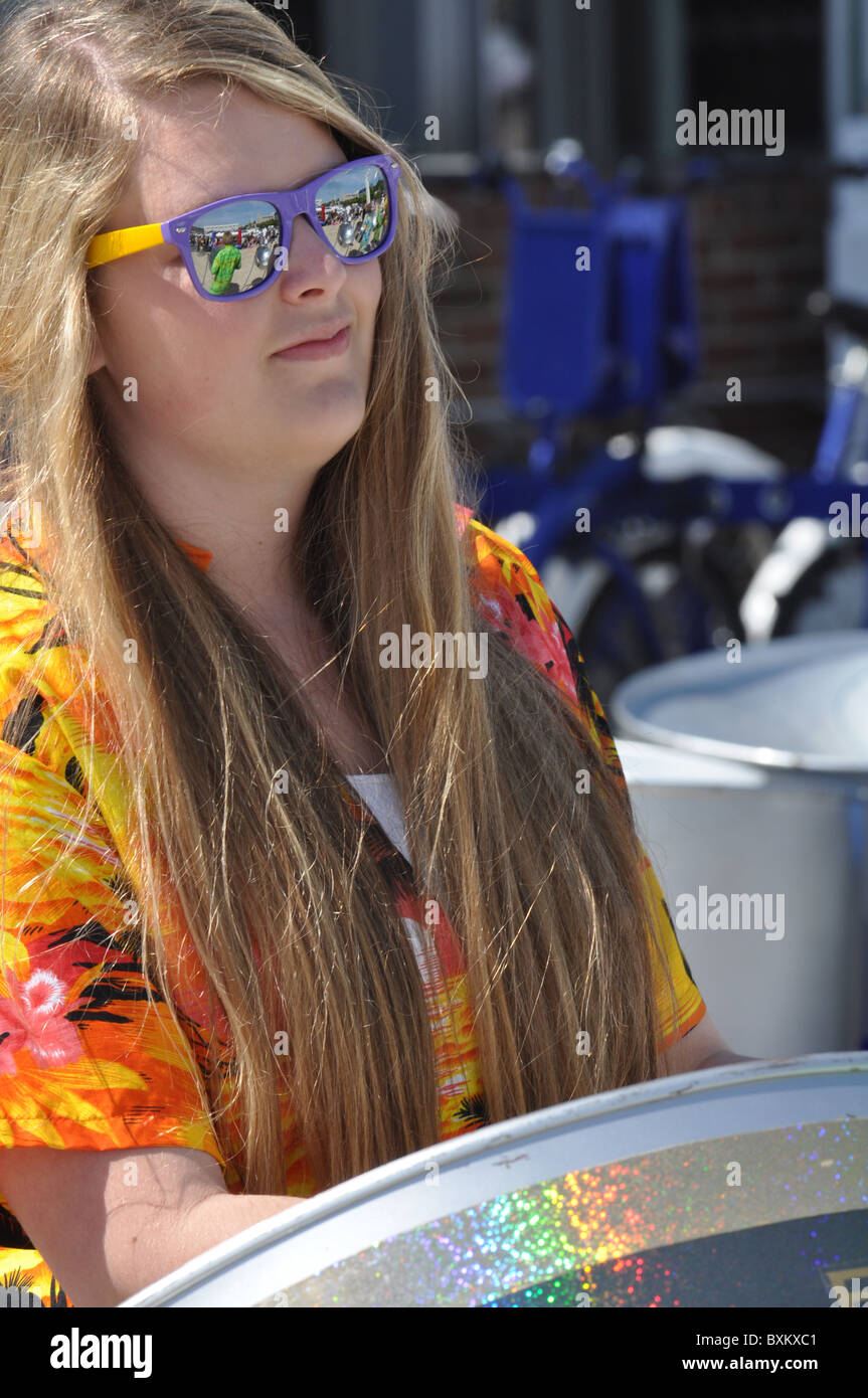 Steel pan band hi-res stock photography and images - Alamy