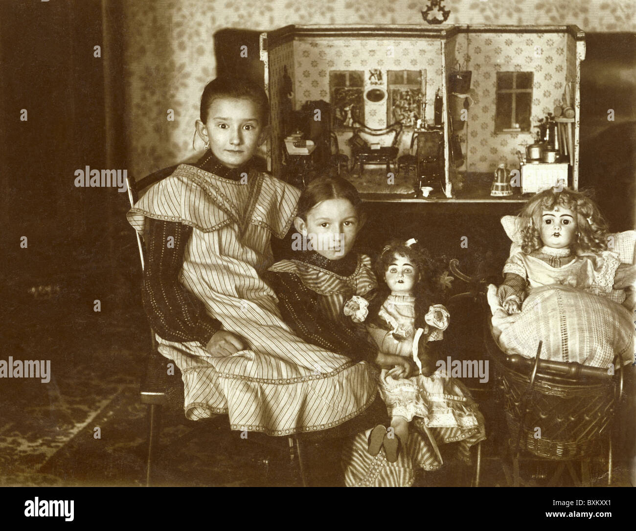 people, children, girls with dolls, Lodz, Poland, 1905, Additional ...