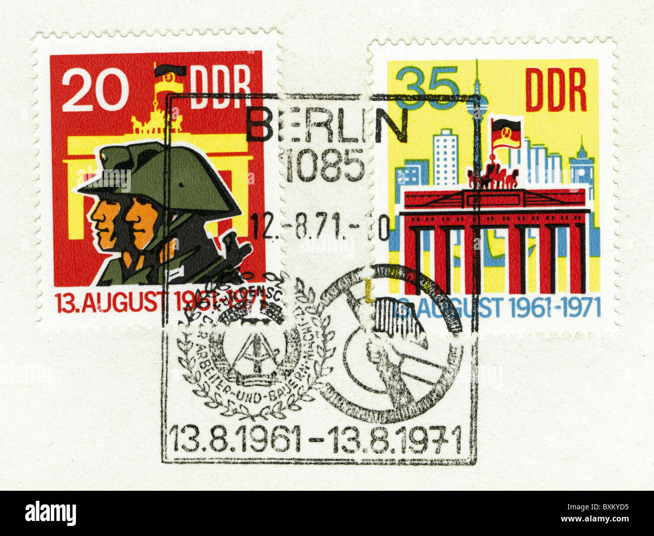 Anniversary of 10 years of the berlin wall hi-res stock photography and ...