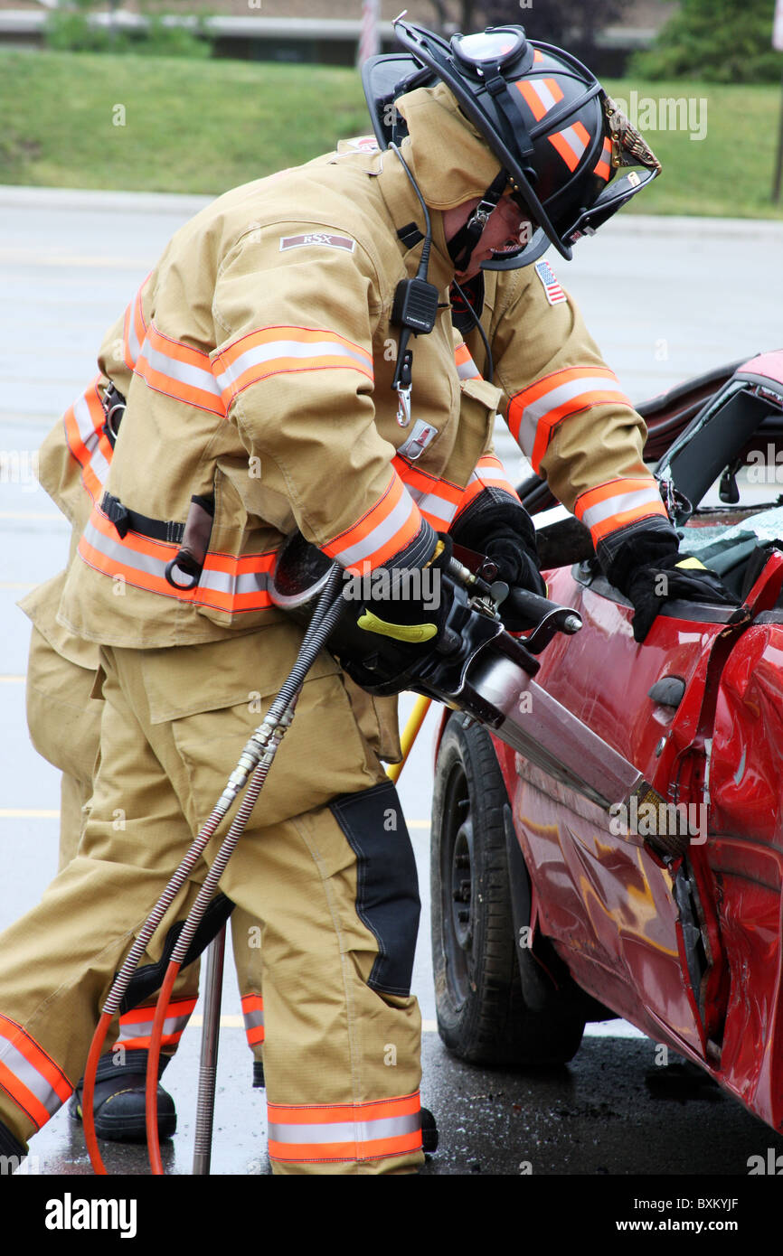 Jaws Of Life High Resolution Stock Photography and Images - Alamy
