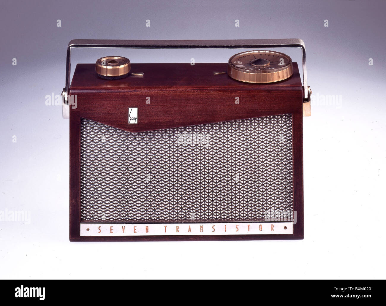 Transistor radio 1950s High Resolution Stock Photography and Images - Alamy