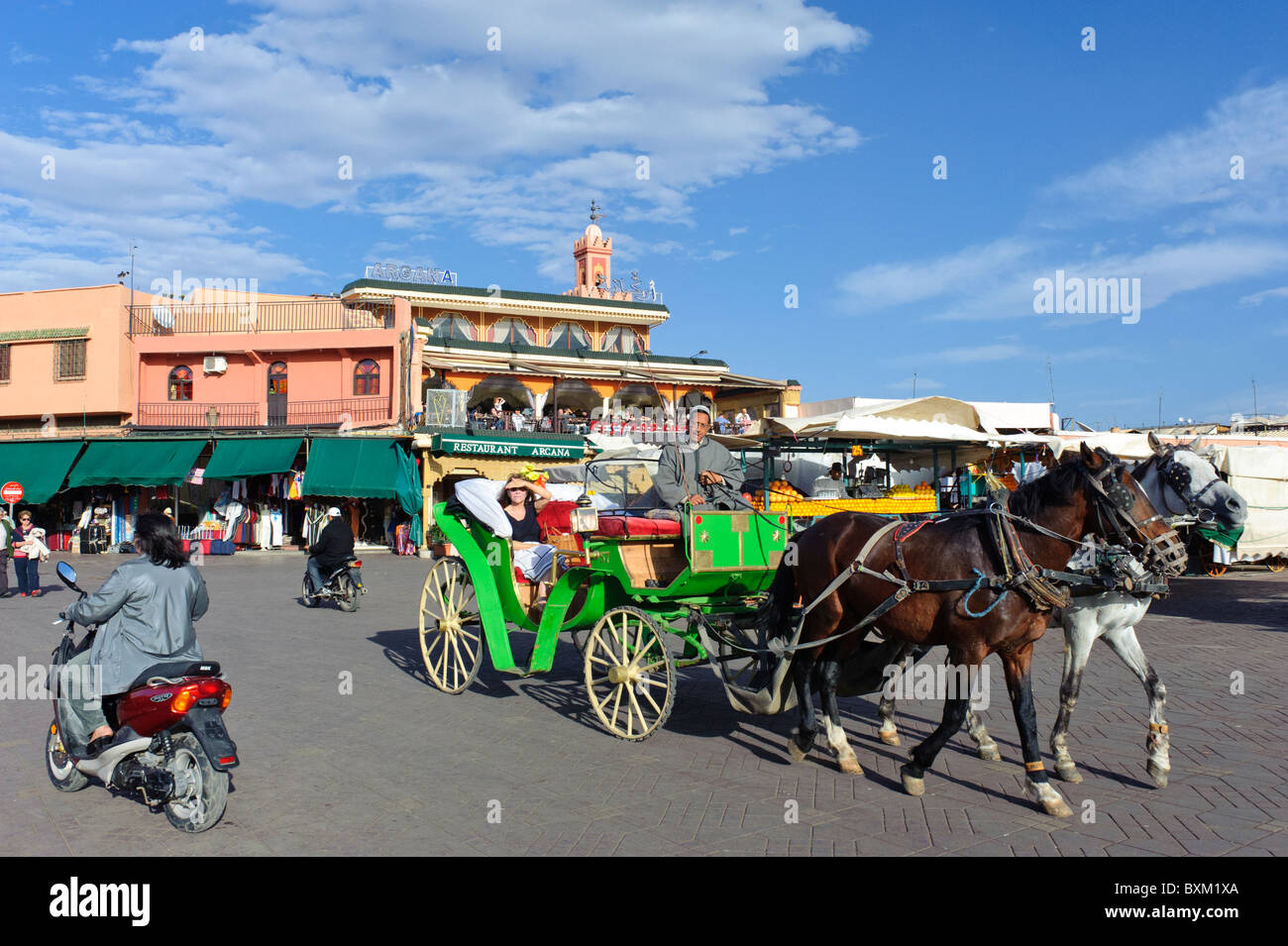 Suare High Resolution Stock Photography and Images - Alamy