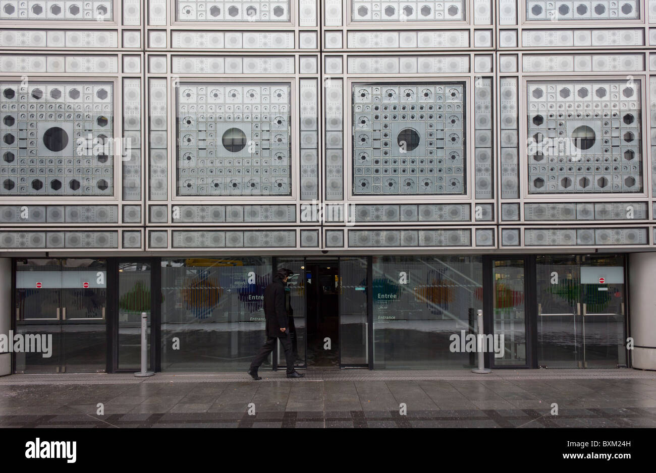 Institut Du Monde Arabe Facade