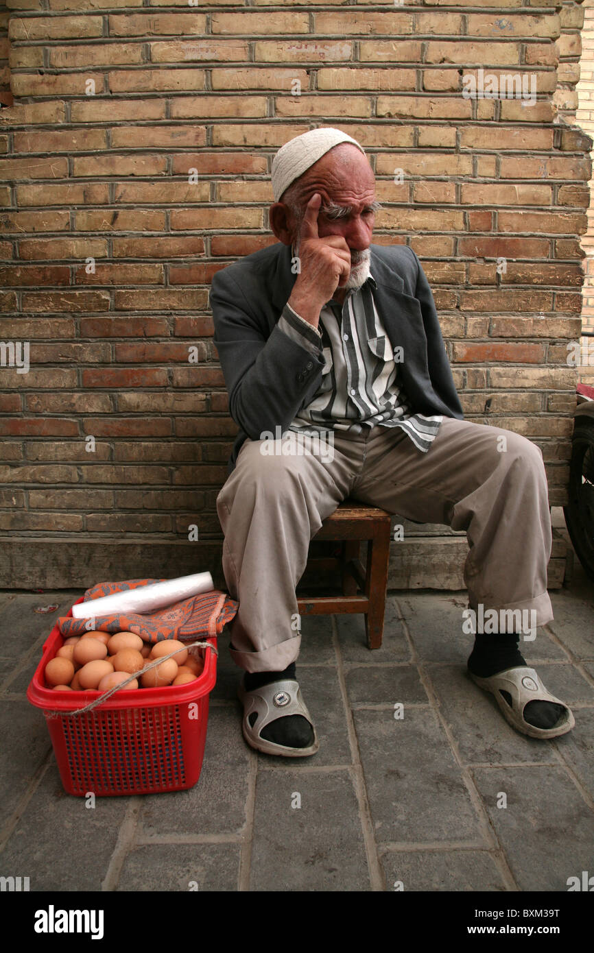Egg seller at the central market in Bukhara, Uzbekistan Stock Photo - Alamy