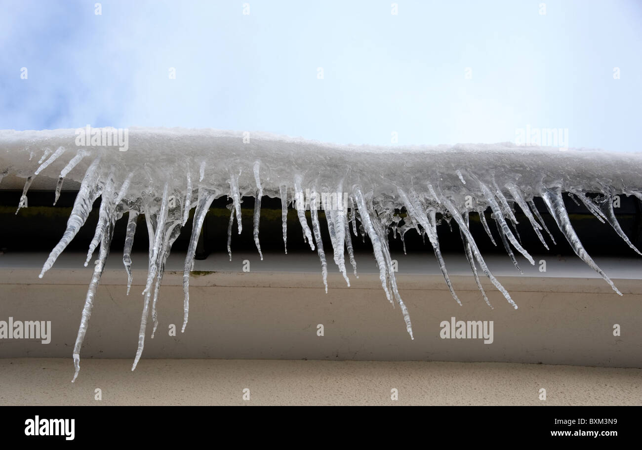 Drip edge hi-res stock photography and images - Alamy
