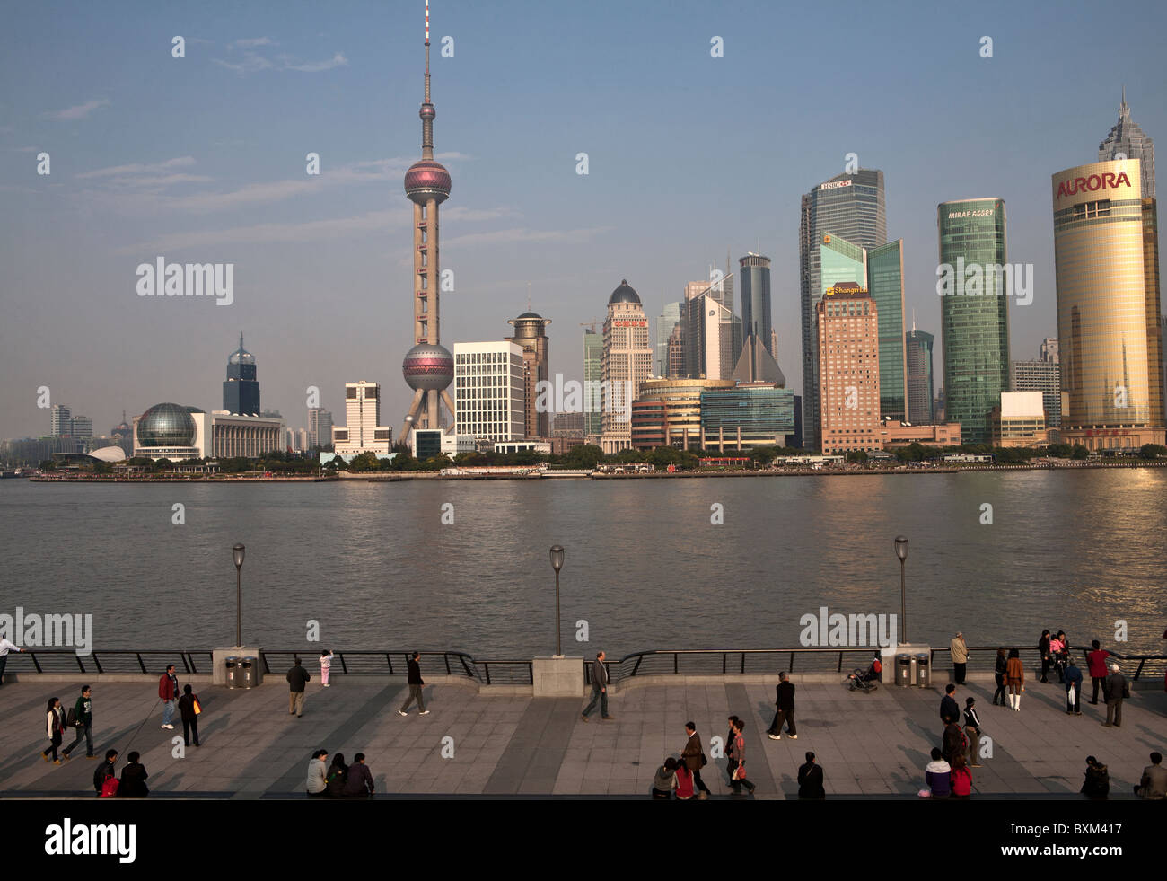 The Bund promenade with a view of Pudong, Shanghai, China Stock Photo ...