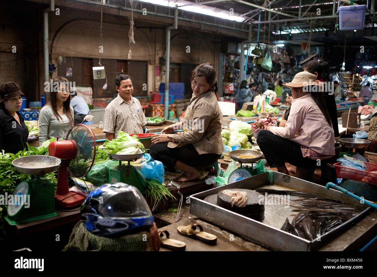 Food stall inside the Psar Chas market Stock Photo - Alamy