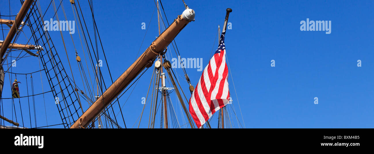 Sail rigging hi-res stock photography and images - Alamy