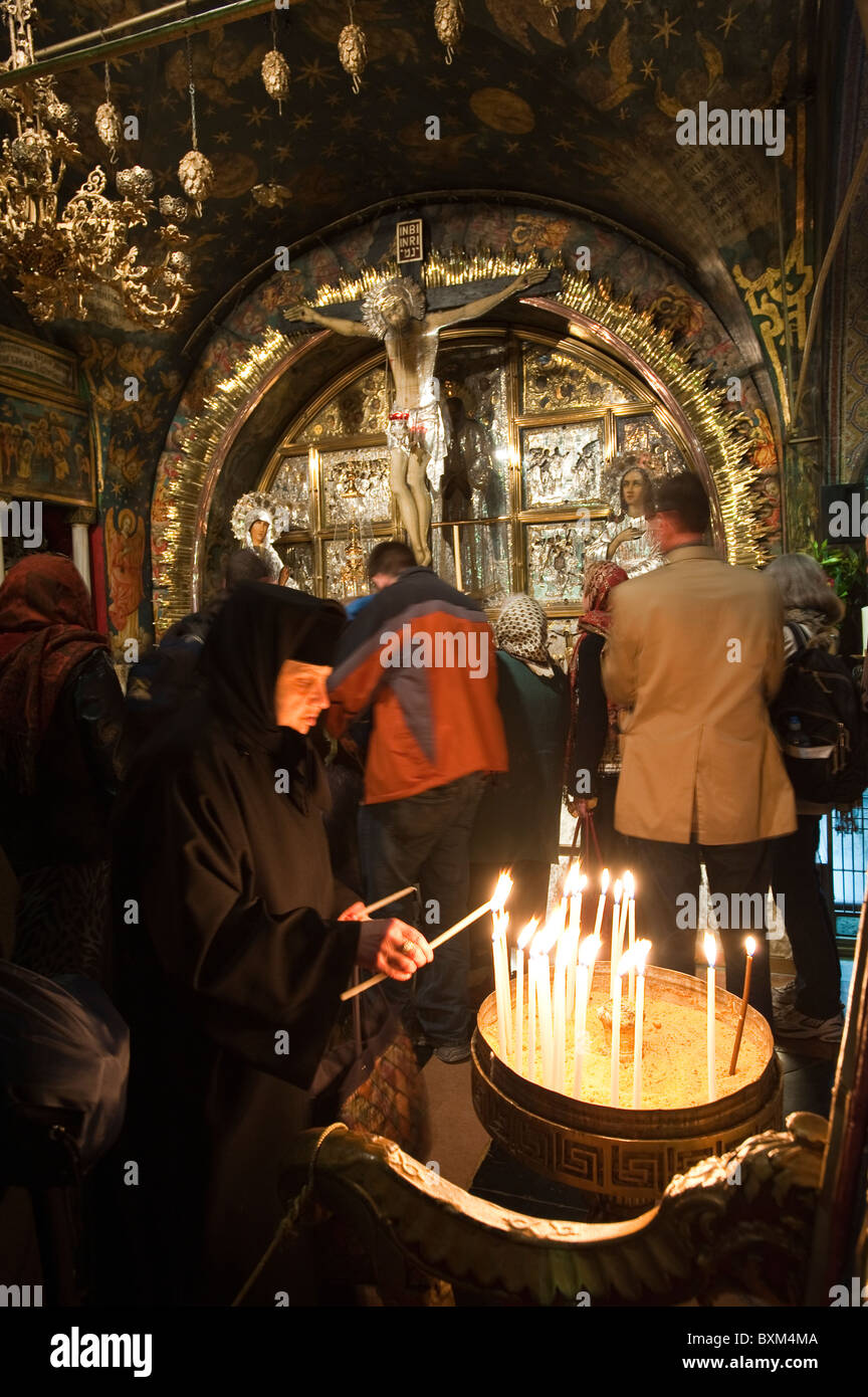 The altar of the holy sepulcher jerusalem hi-res stock photography and ...