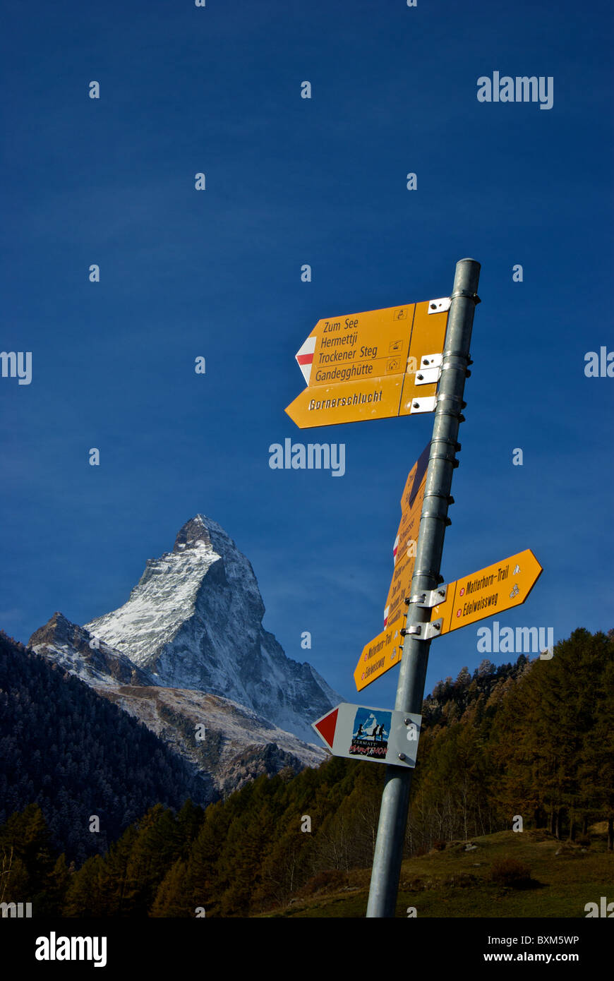 Zermatt switzerland hiking trail sign hi-res stock photography and ...