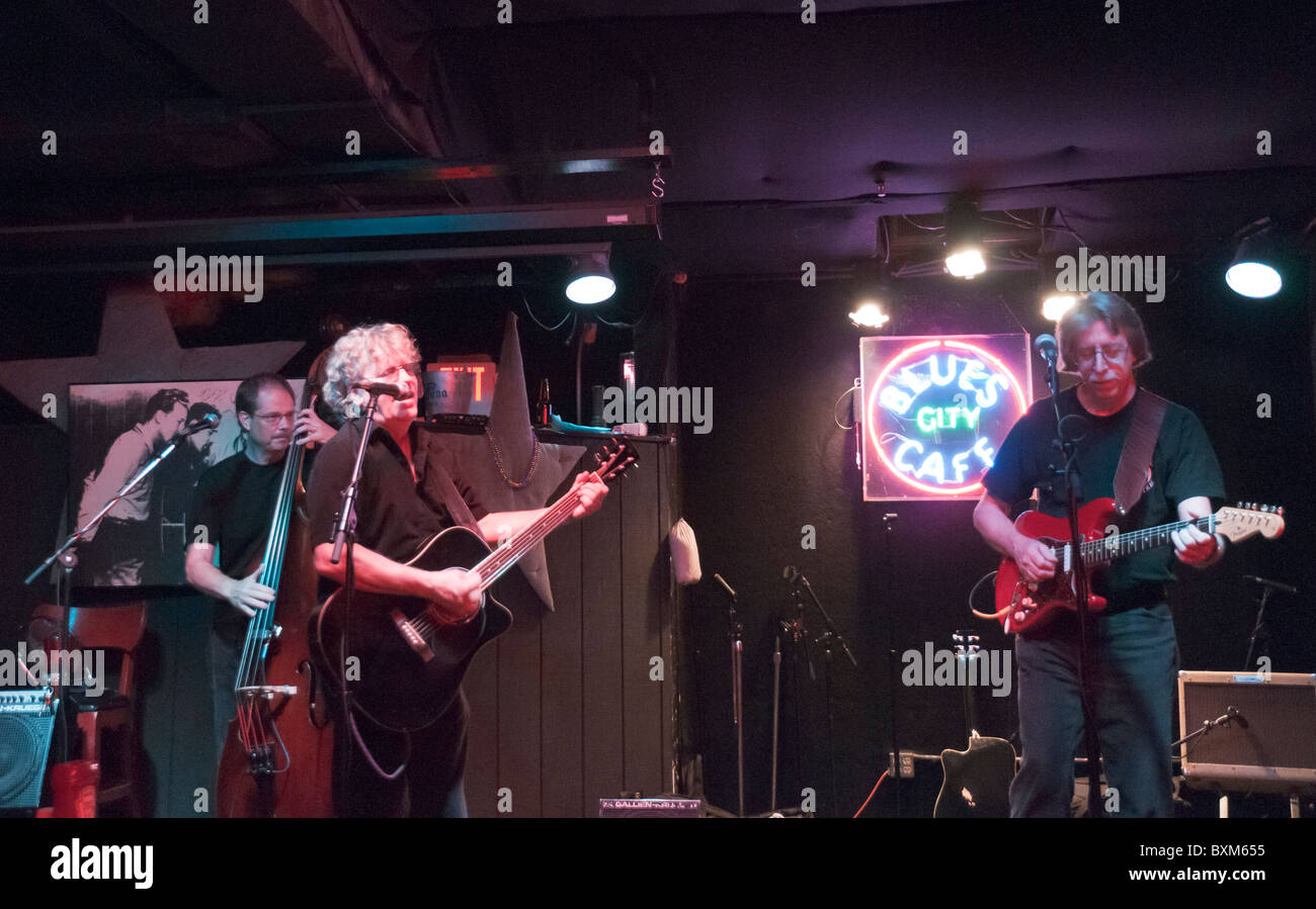 Beale Street, Blues City Cafe, restaurant and music venue, Gary Hardy ...
