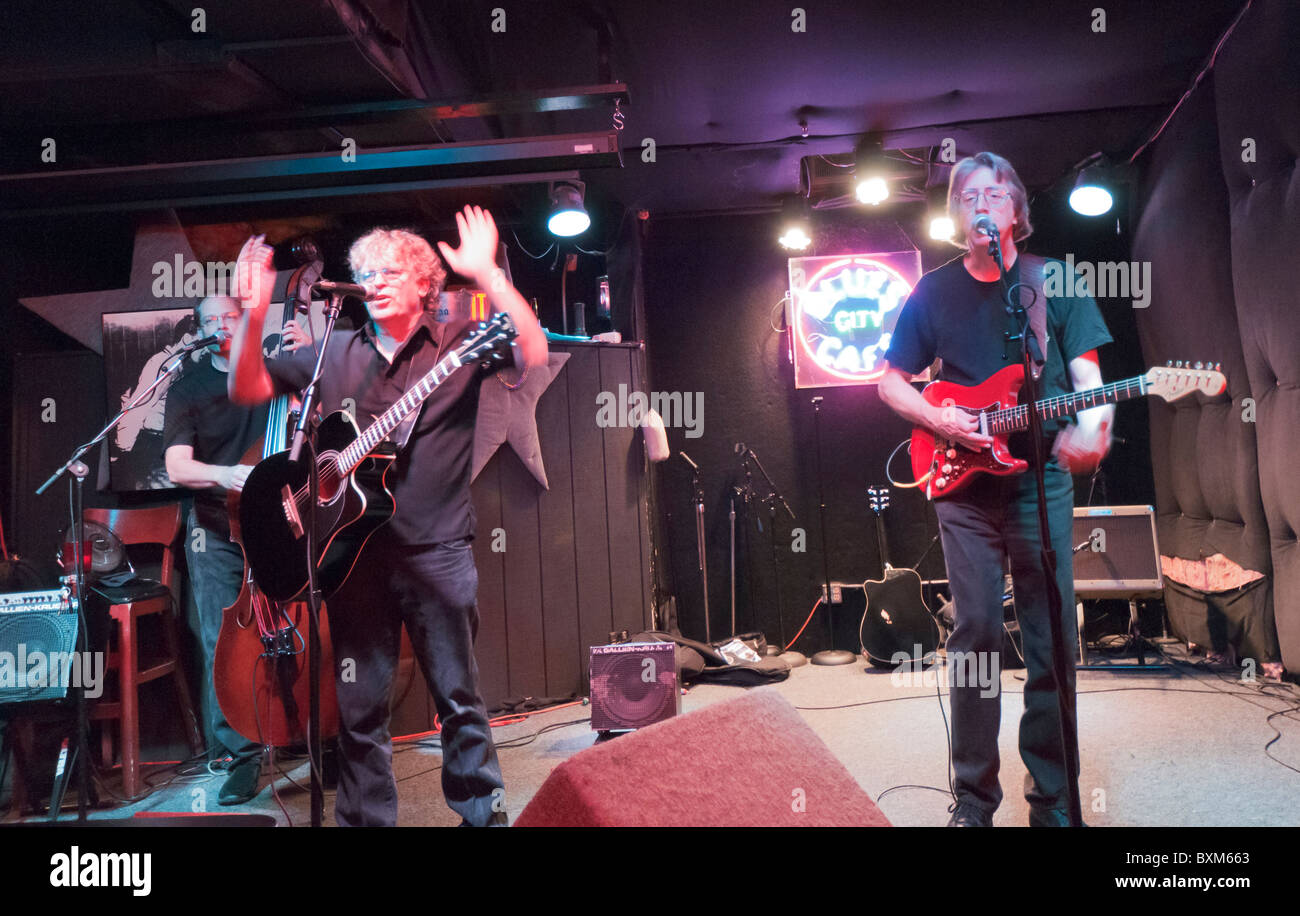 Beale Street, Blues City Cafe, restaurant and music venue, Gary Hardy ...