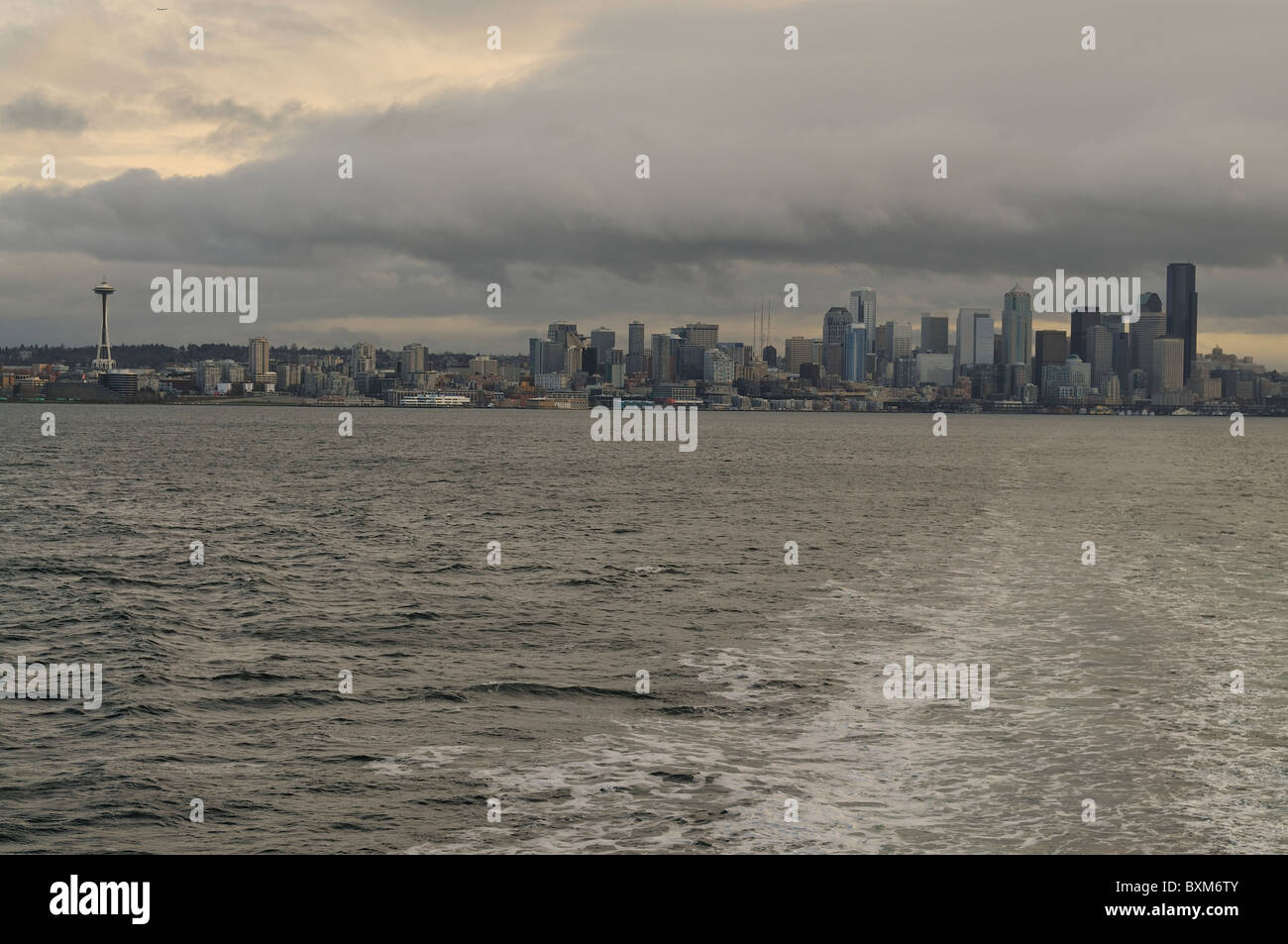 Usa seattle scenic dusk water sea hi-res stock photography and images ...
