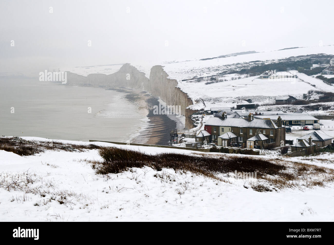 Eastbourne snow hi-res stock photography and images - Alamy