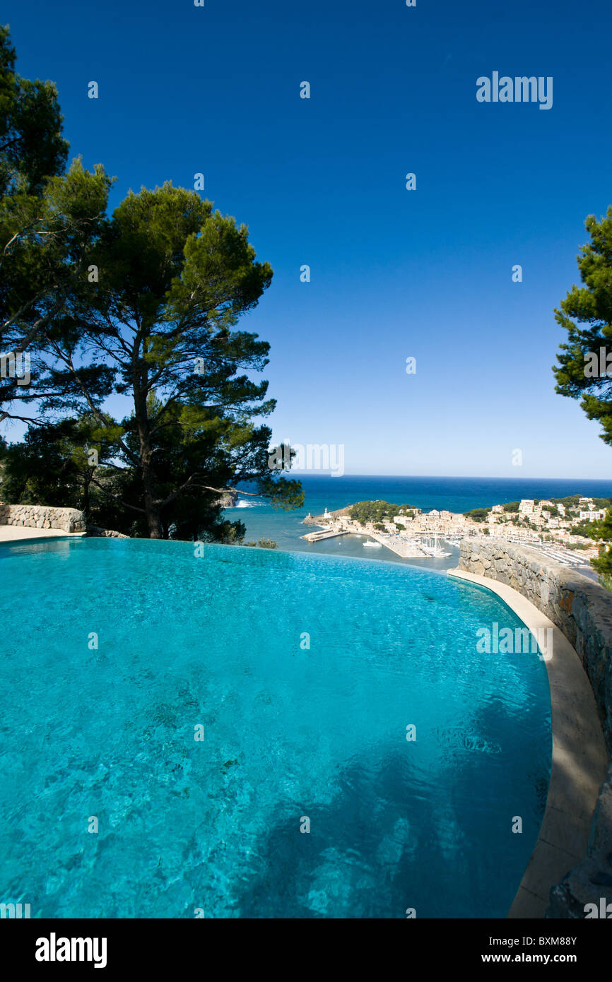 Swimming pool with a view Stock Photo - Alamy