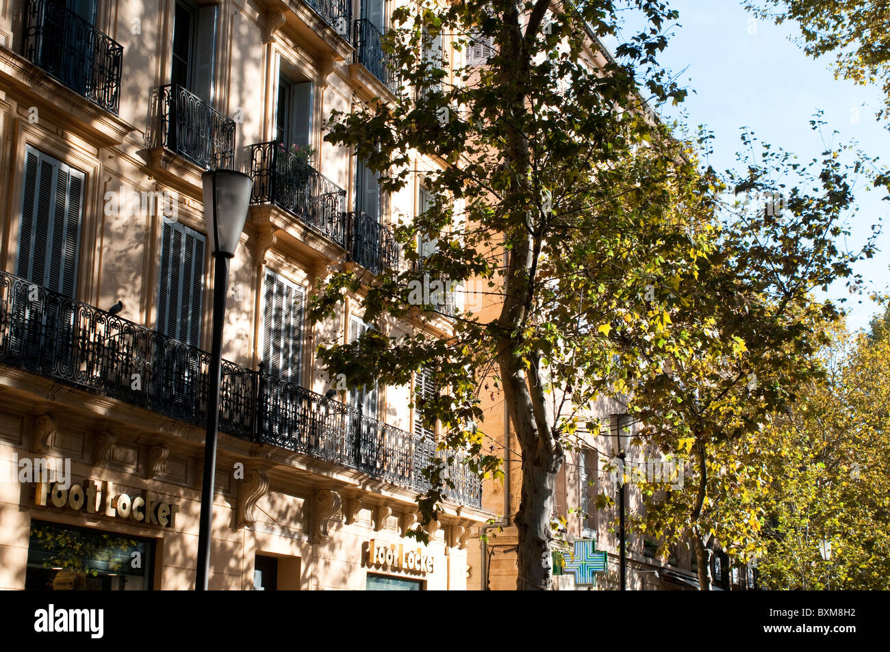 Cours mirabeau hi-res stock photography and images - Alamy