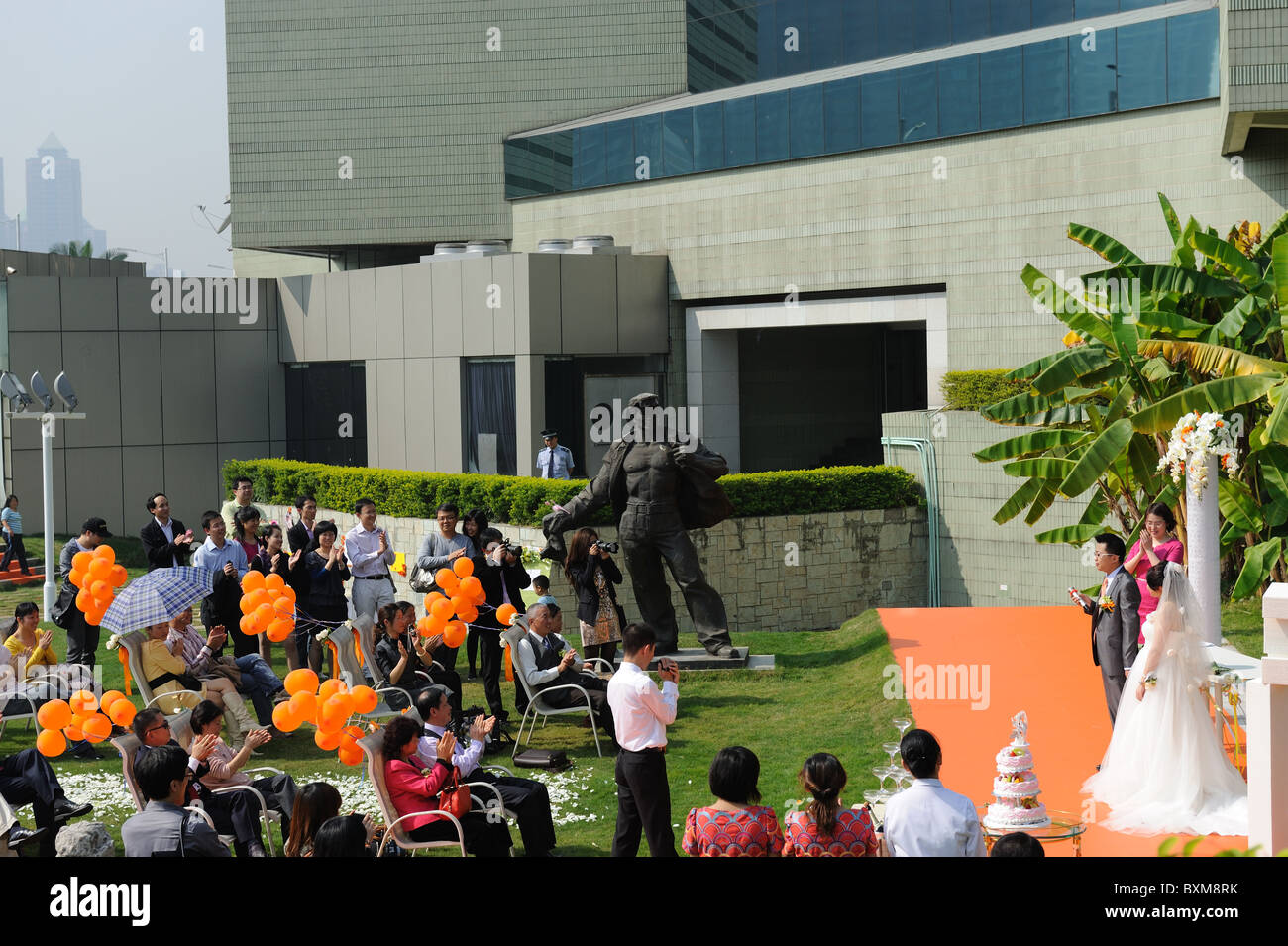 Outdoor wedding celebration in Guangzhou, China Stock Photo - Alamy