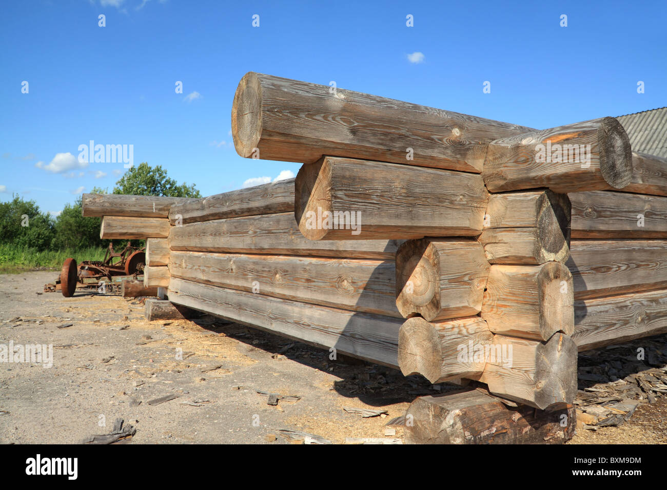 Log building material hi-res stock photography and images - Alamy
