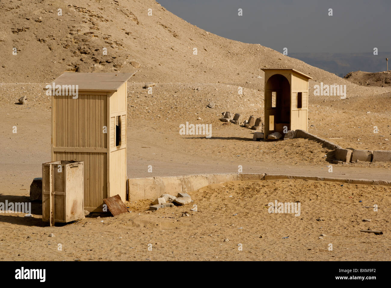 Guard's Sentry boxes Sakkara Egypt North Africa Stock Photo - Alamy