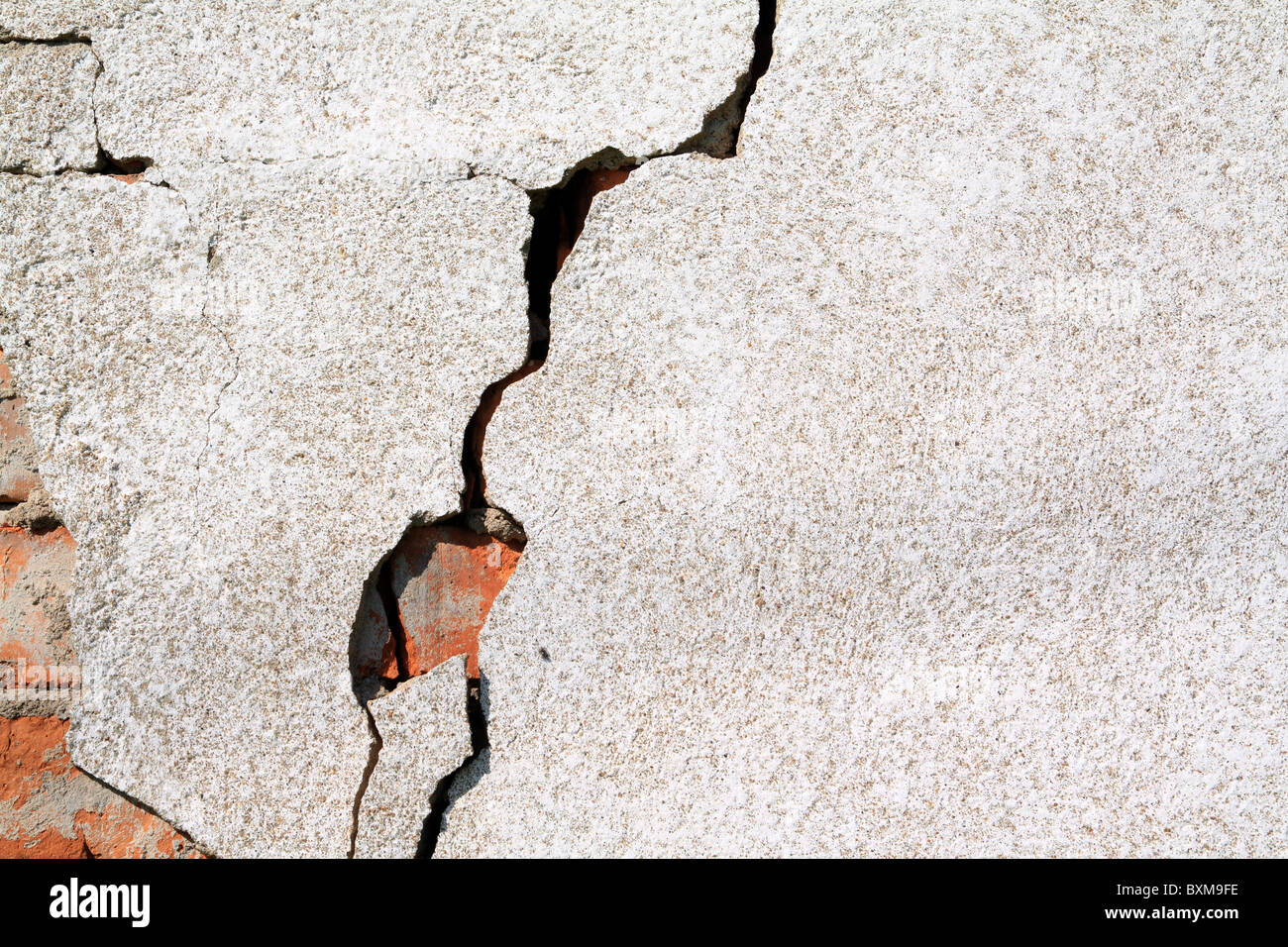 rift on wall Stock Photo - Alamy