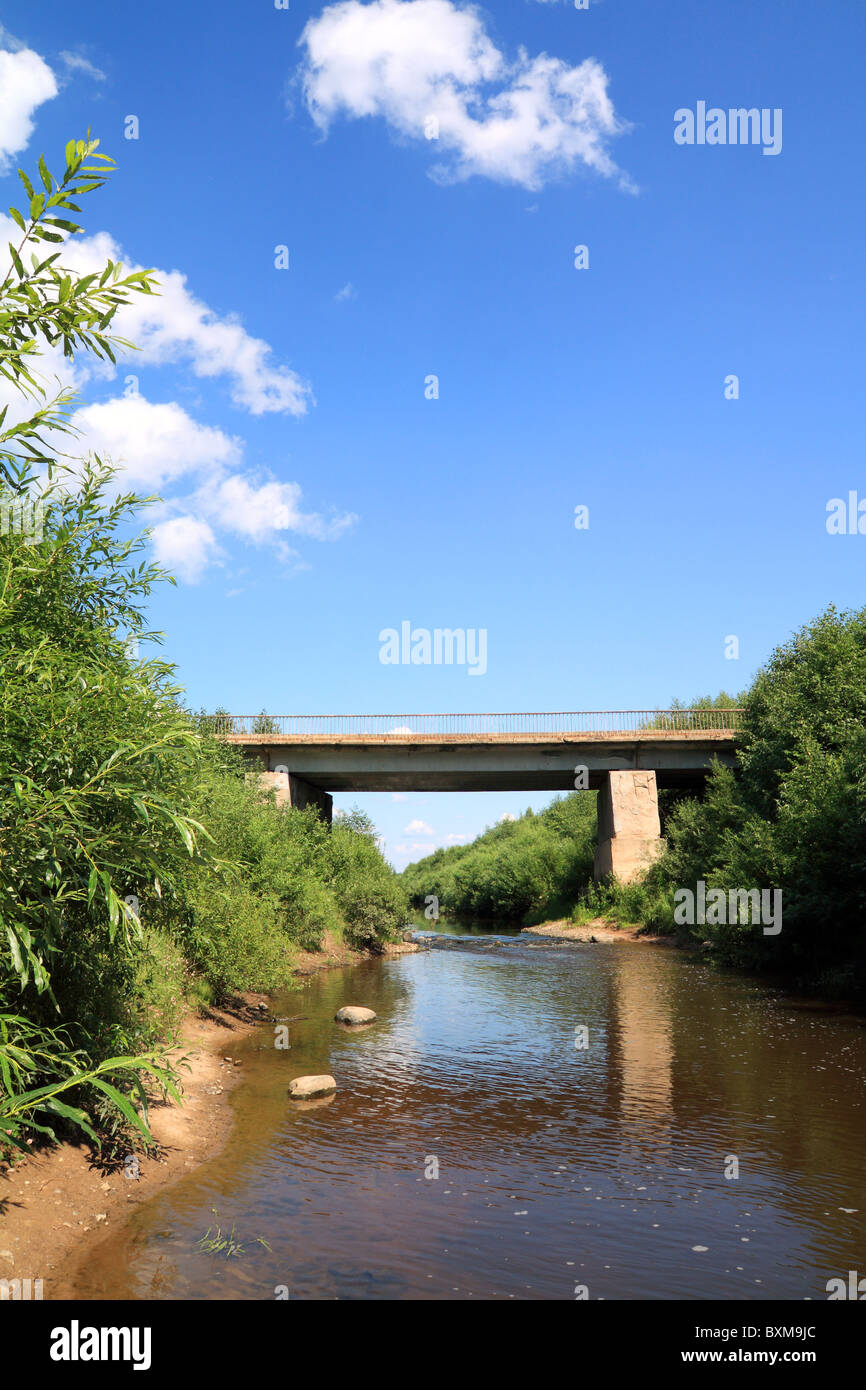 old car bridge Stock Photo - Alamy