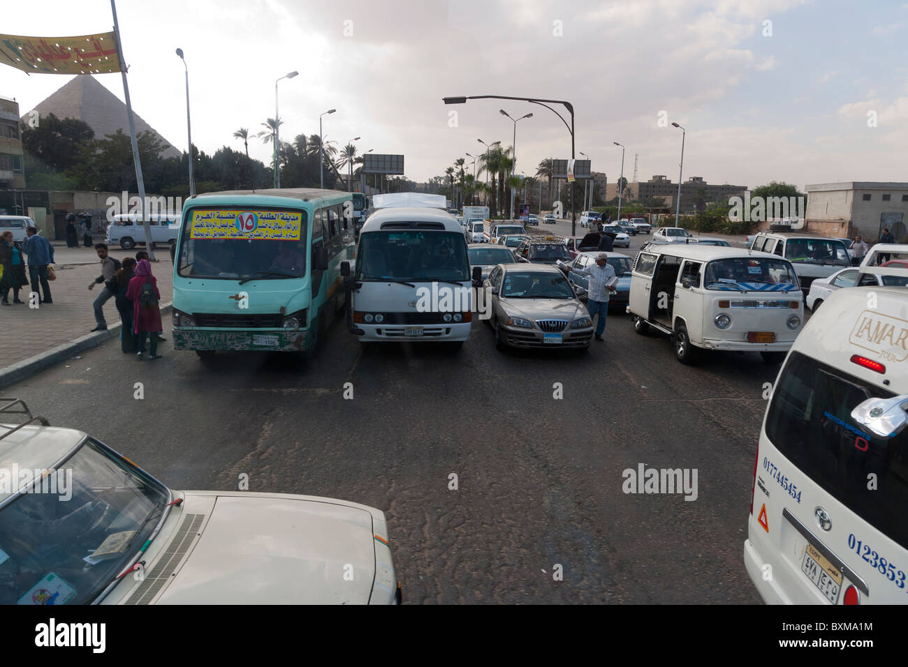 Traffic at Cross roads Stock Photo - Alamy