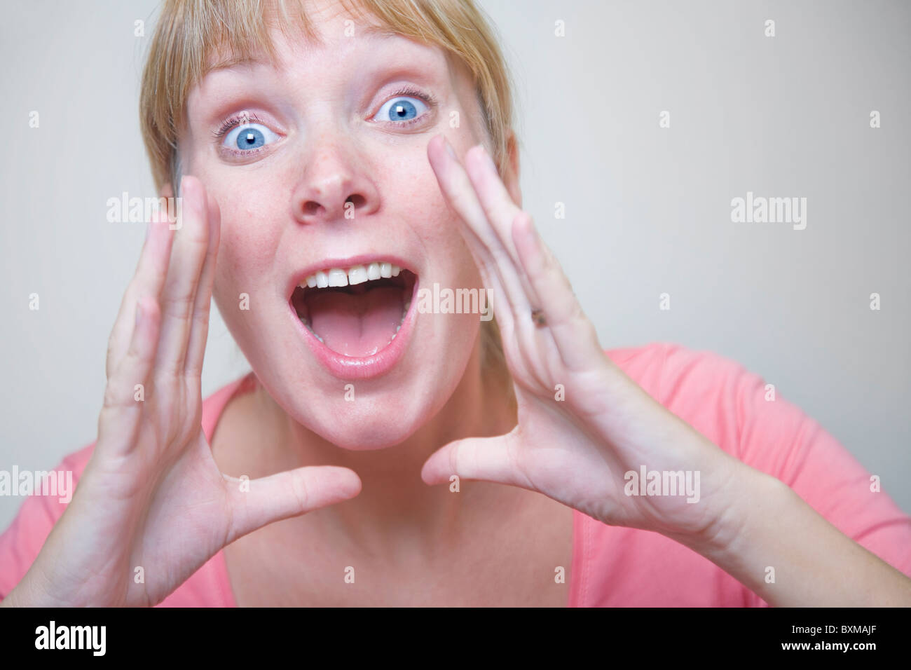 Portrait of a shouting woman Stock Photo - Alamy