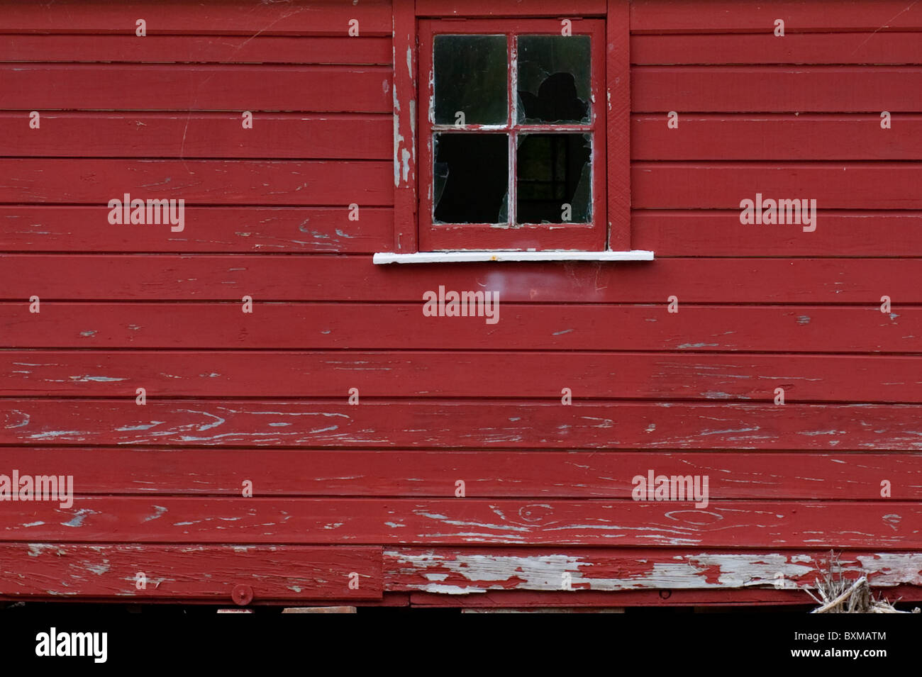 Painted wooden shed hi-res stock photography and images - Alamy