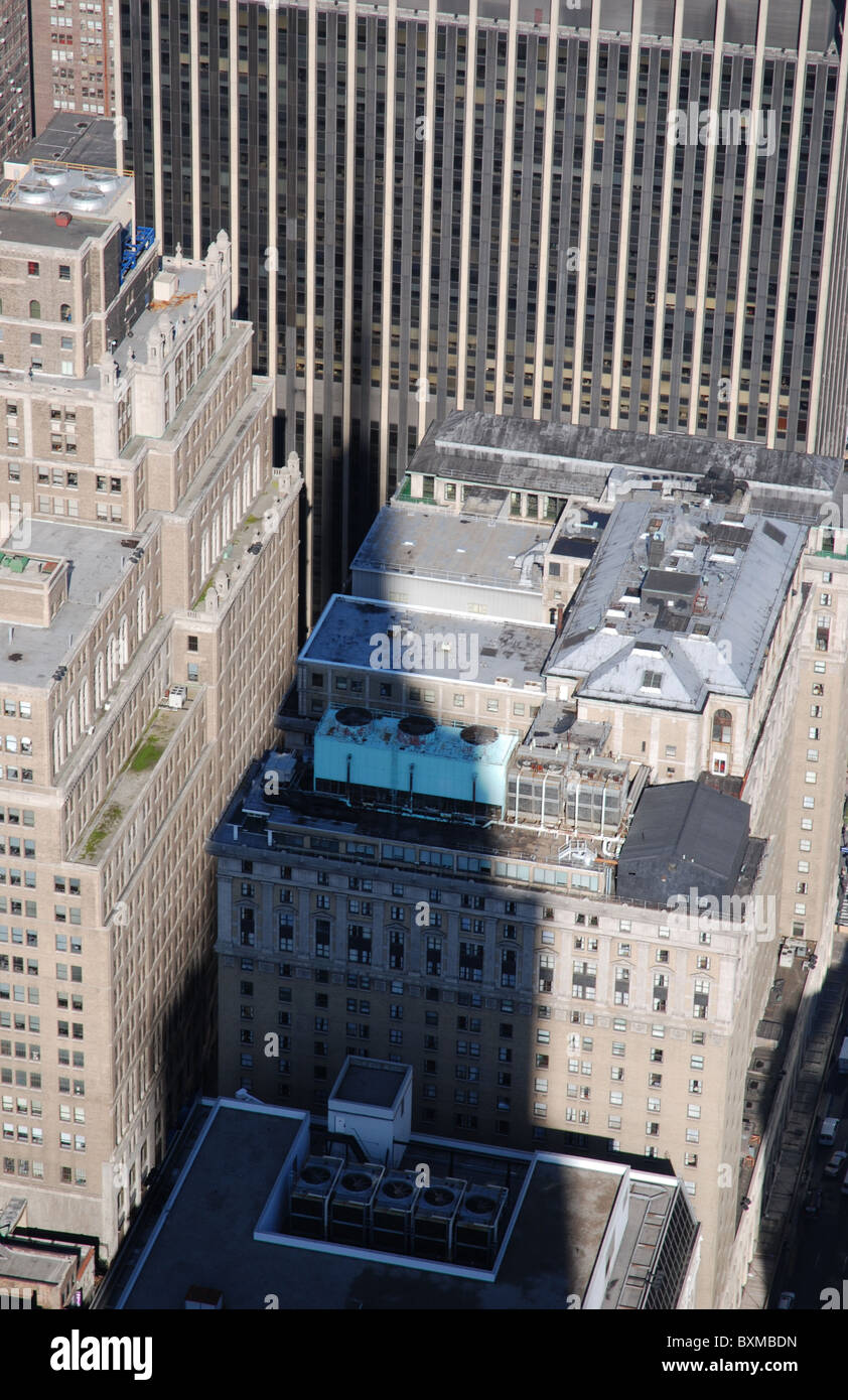 Shadow of the Empire State Building falling in the Madison Square ...