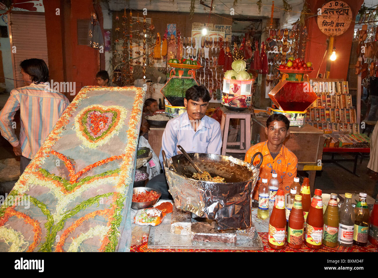 Johari Bazaar food stall, Jaipur, Rajasthan, India Stock Photo - Alamy