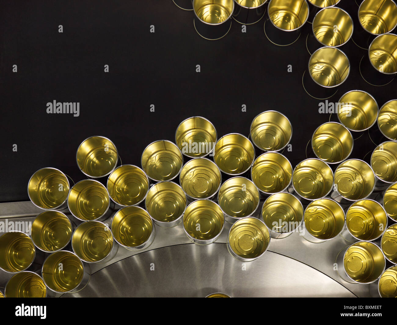 Empty cans on production line in a factory, ready to be filled Stock ...