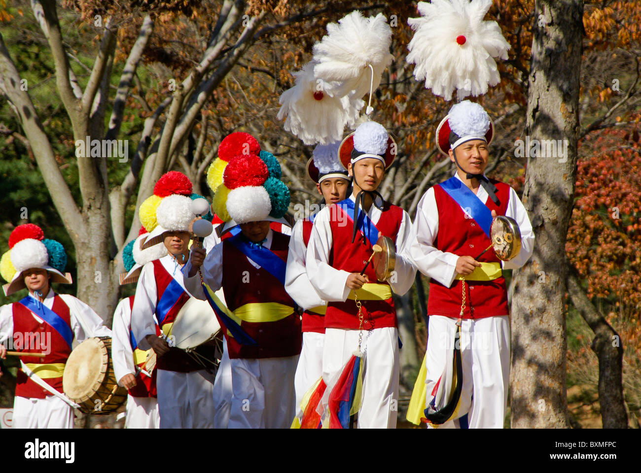 Korea farmers dance hi-res stock photography and images - Alamy